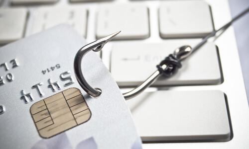 Credit and Debit Card Fraud: How to Protect Yourself - Quorum